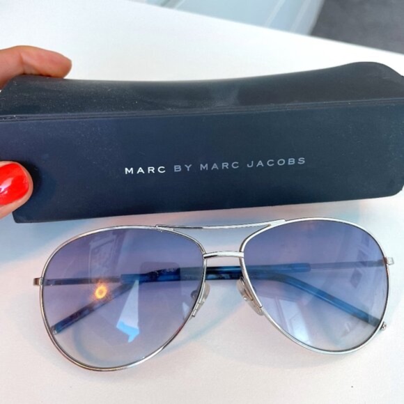 Marc Jacobs | Accessories | Marc Jacobs | Poshmark